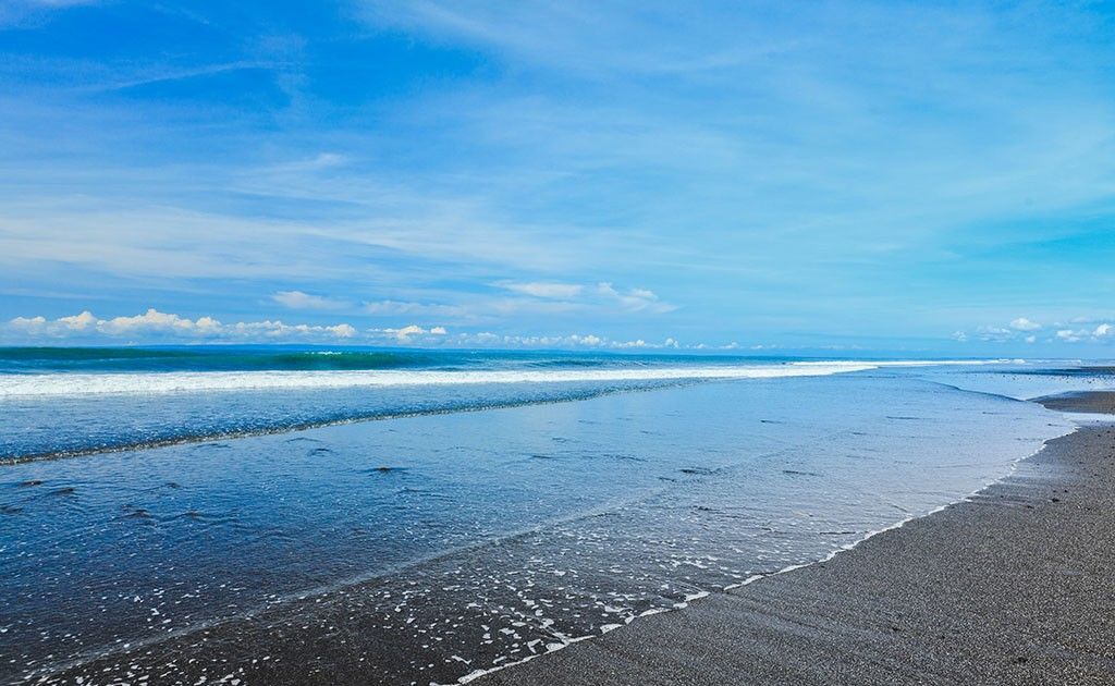 Visitbali - Having A Great Surfing At Medewi Beach