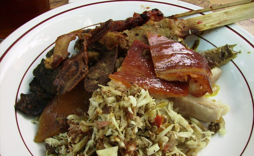 Visitbali - Spoil Your Tongue With Lawar Kuwir, The Traditional ...