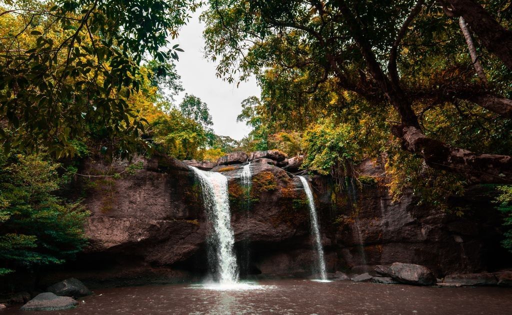 Visitbali - Refresh Your Body By Soaking In The Suwat Waterfall