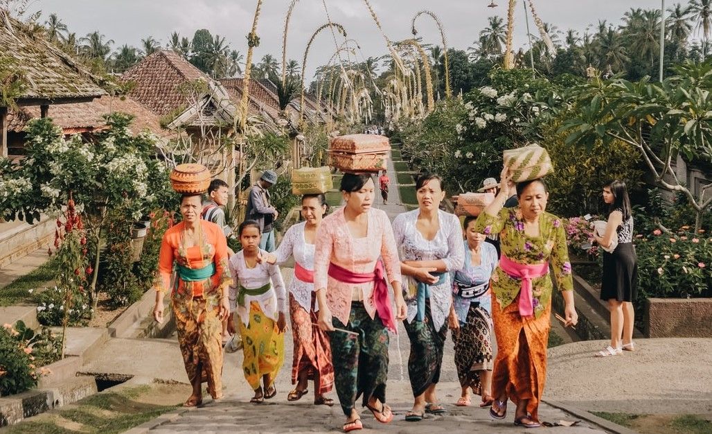 Visitbali - Recognize 5 Types Of Balinese Fabrics That Closed To The ...