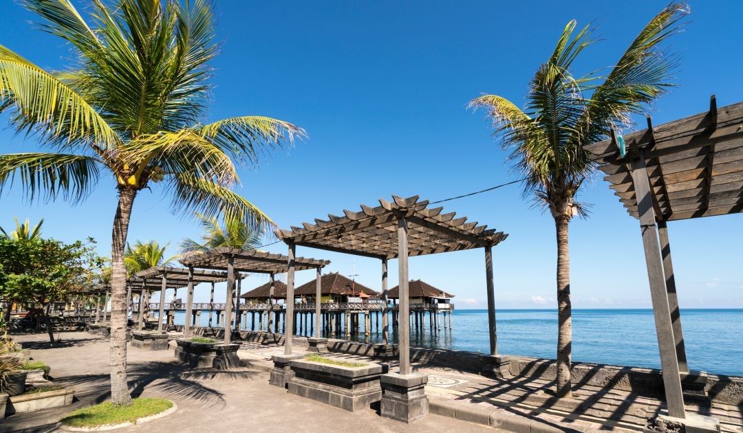 Visitbali - Relaxing Vacation At The Buleleng Harbour