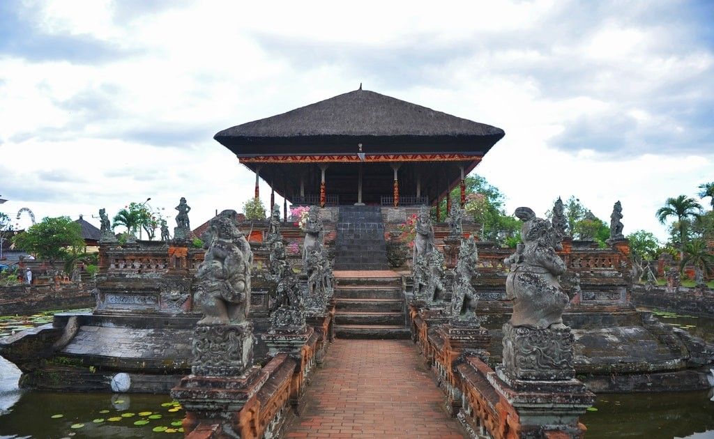Visitbali - One Day Exploration of the City of Klungkung